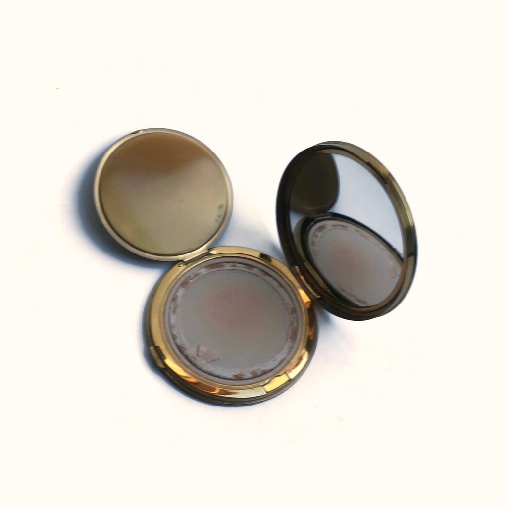 1940's Vogue Vanities Persian Legend Vintage Powder Compact ...